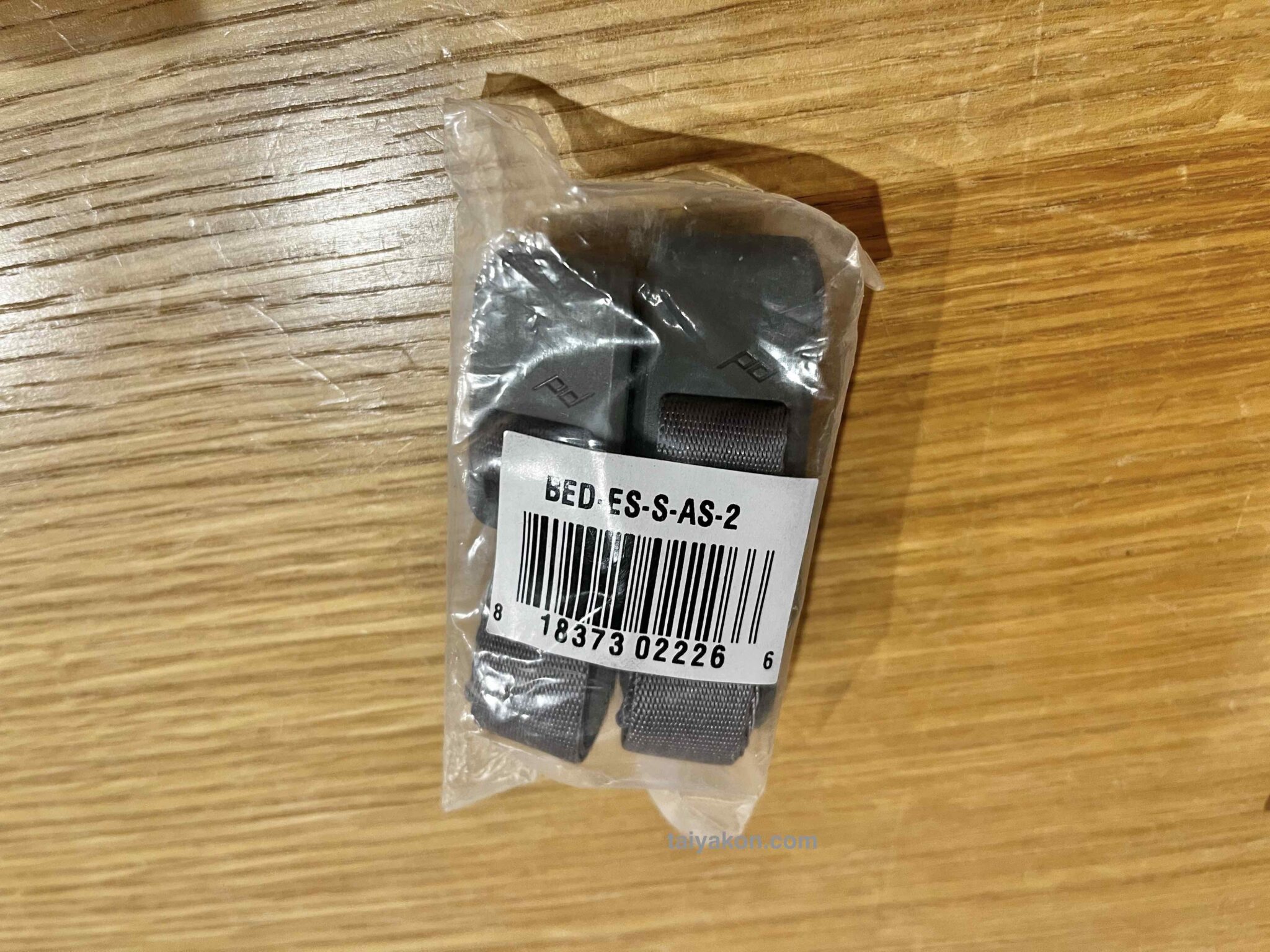 PeakDesignのエクスターナルキャリーストラップの購入方法いろいろ (型番はBED-ES-*) | taiyakon